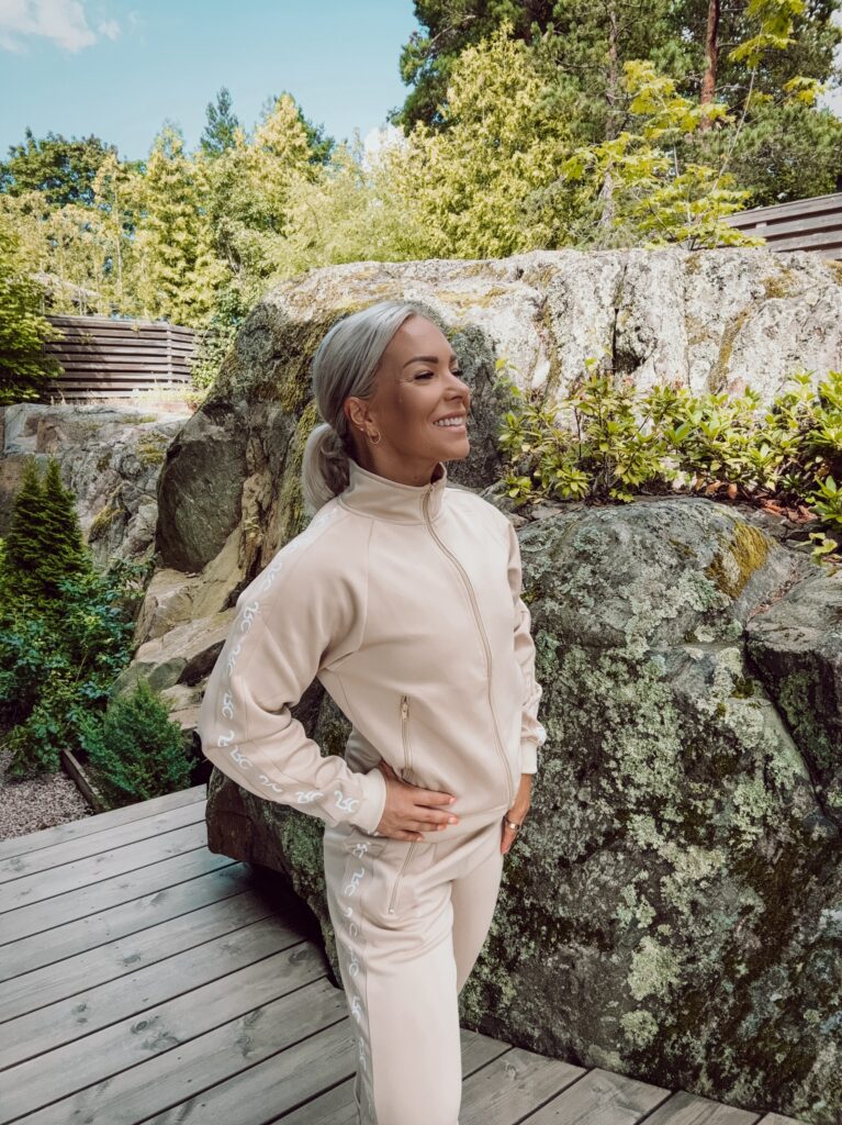 JRC Tracksuit Desert Tan - Limited Edition | Jessica Reiman Coaching